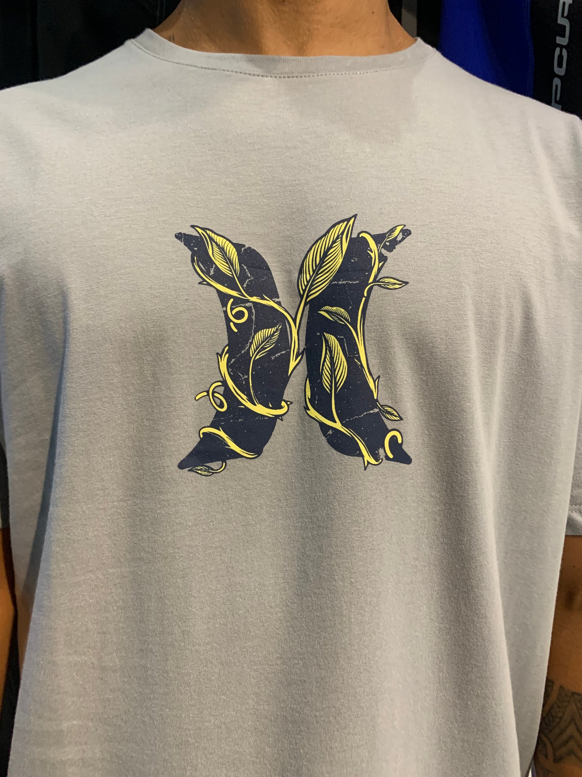 Camiseta Manga Curta Cinza Hurley Icon Garden – KamoaSurfShop
